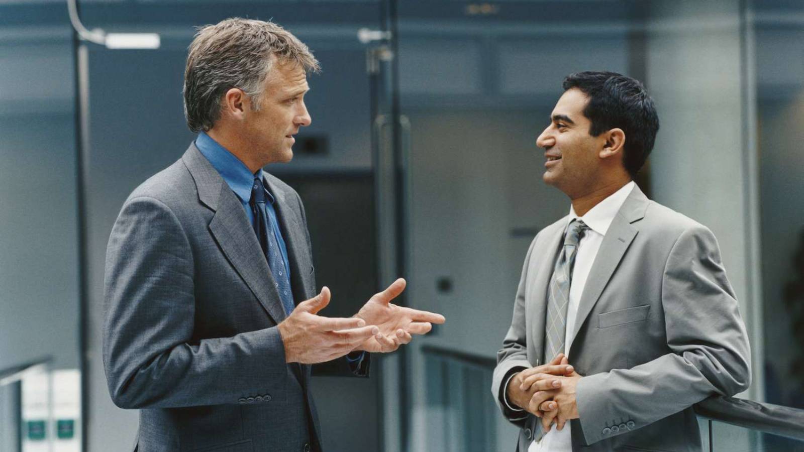 Nonverbal Communication's Forms and Skills